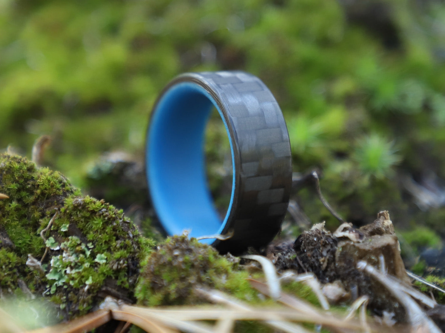 Blue Glowing Carbon Fiber Ring | Blue Racer – Carbon Fiber Gear